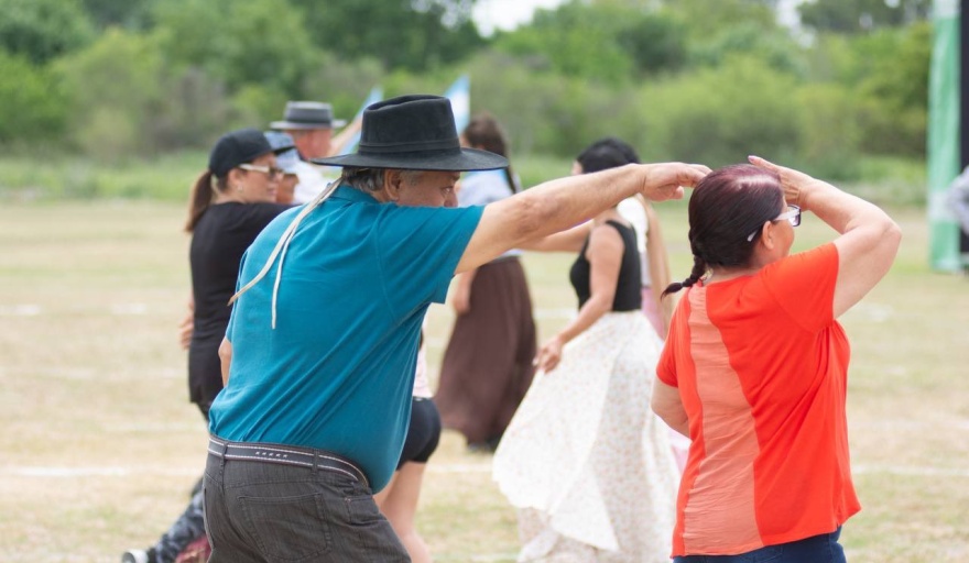 Se realizó en Ensenada el Pericón Nacional ‘más grande del país’ - En ...