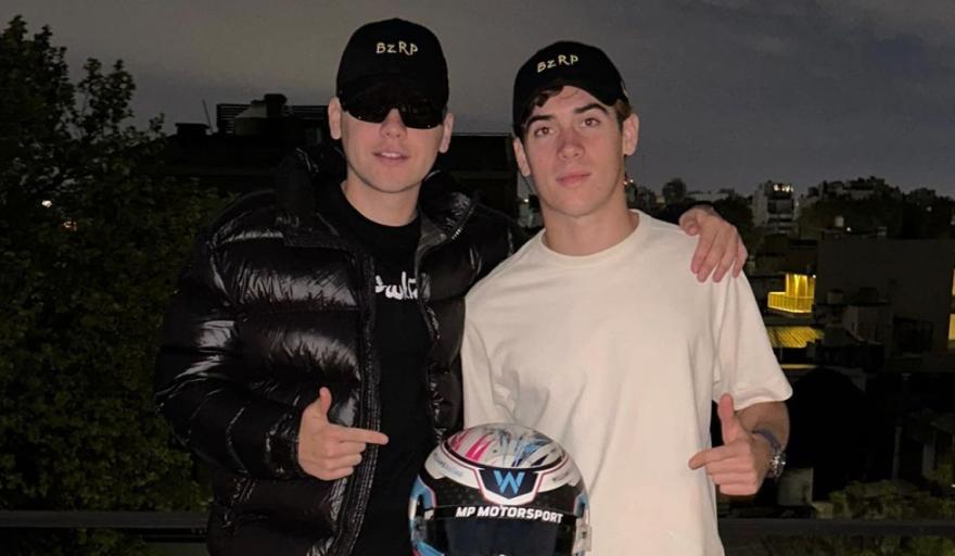 Franco Colapinto presentó su nuevo casco en colaboración con Bizarrap ...